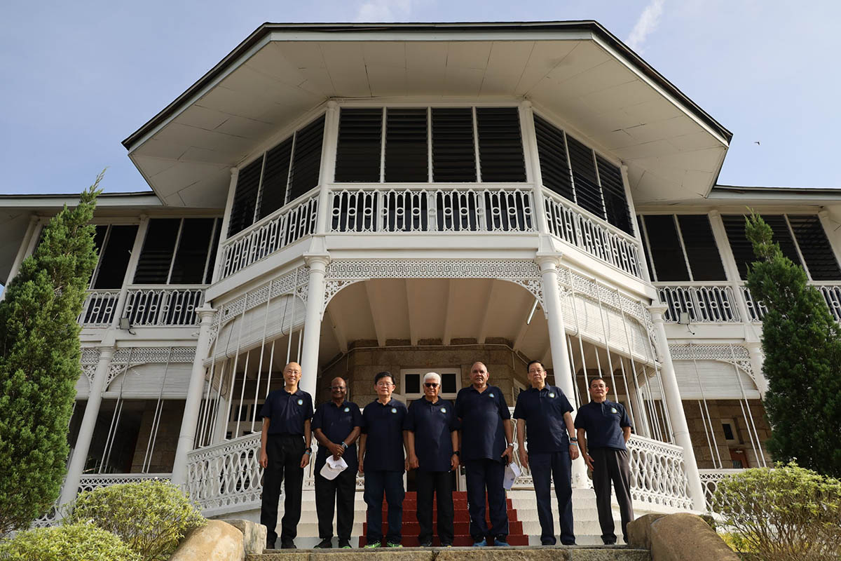 Jalan Amal Mesra with T.Y.T. Yang di-Pertua Negeri Pulau Pinang at ...